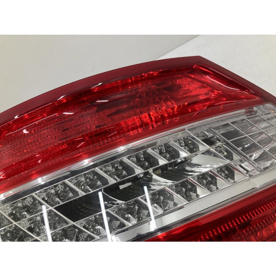 割れ無 点灯OK ベンツ Cクラス W204 純正 左 テールランプ 2048201964 (D1565) : インフィニ ヤフー店 - 通販 ...