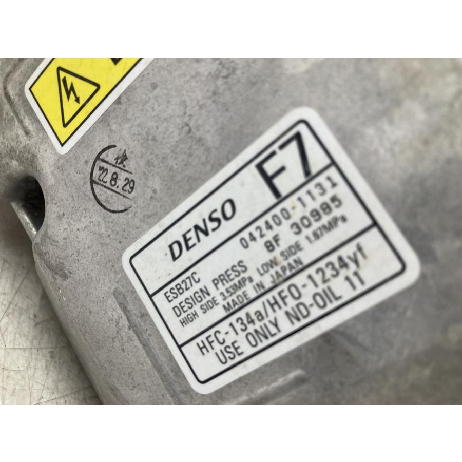 割れ無 動作OK R4年 RV6 ヴェゼル 走行3万km 純正 エアコンコンプレッサー ESB27C 042400-1131 DENSO ...