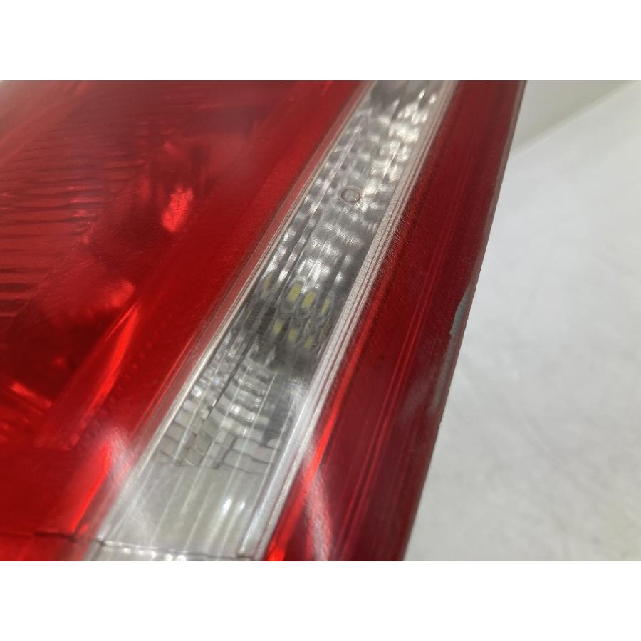 割れ無 点灯OK H22年 Audi アウディ A3 8PCAX 後期 純正 左 テールランプ 内側 8P (P1571) : インフィニ ...