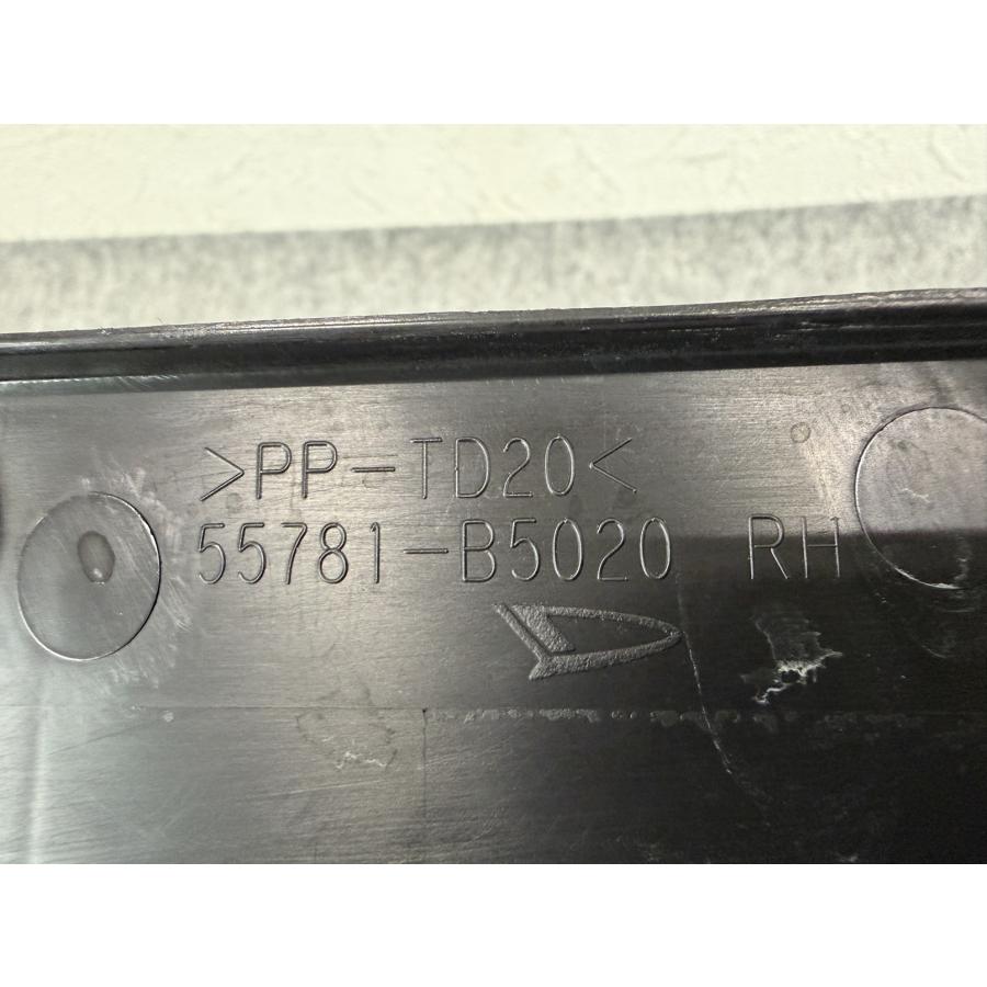 割れ無 後期 S331V ハイゼットカーゴ 走行3.4万km 純正 フロントカウルトップ 55781-B5020 55782-B5010 ...