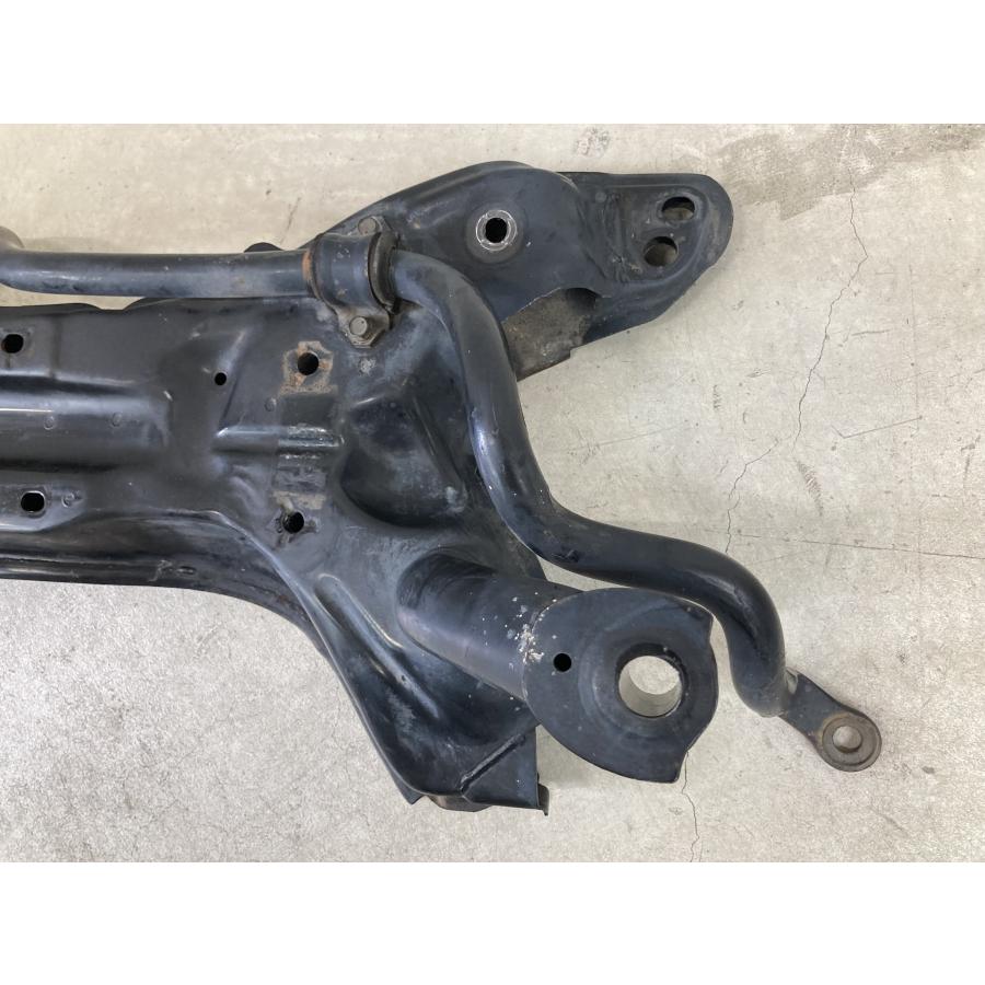 曲り無 NCP13 後期 ヴィッツ RS TRDターボ 純正 エンジンメンバー フロントメンバー フロントスタビライザー (YH4101 ...