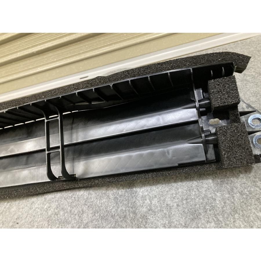 未使用 トヨタ ZVW50/ZVW51/ZVW55 前期 プリウス 純正 ラジエーターシャッター 53019-47020 (YL1015 ...