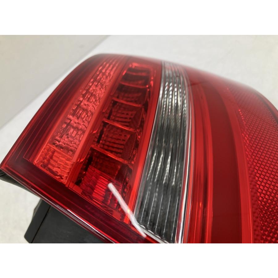 割れ無 点灯OK 後期 Audi アウディ A4 8KCDNF 純正 右 テールランプ 8K9945096D 8K アバント クワトロ (YY1055) : インフィニ ヤフー店 - 通販 ...