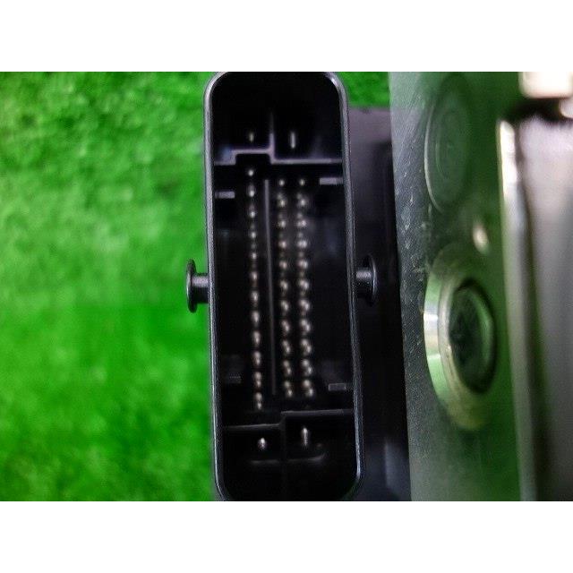 ワゴンR DBA-MH34S ABSアクチュエーター 660 FX 26U C01 白 56110-72MN1 56110-72MN0 33-3-67* :001689386042500 ...