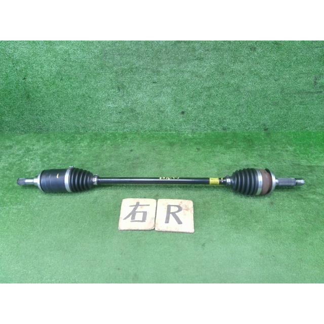 ヴェゼル 6AA-RV6 右リアドライブシャフト ドラシャ E:HEV X 4WD NH904M 42310-3M9-J01 : ING.net - 通販 - Yahoo!ショッピング