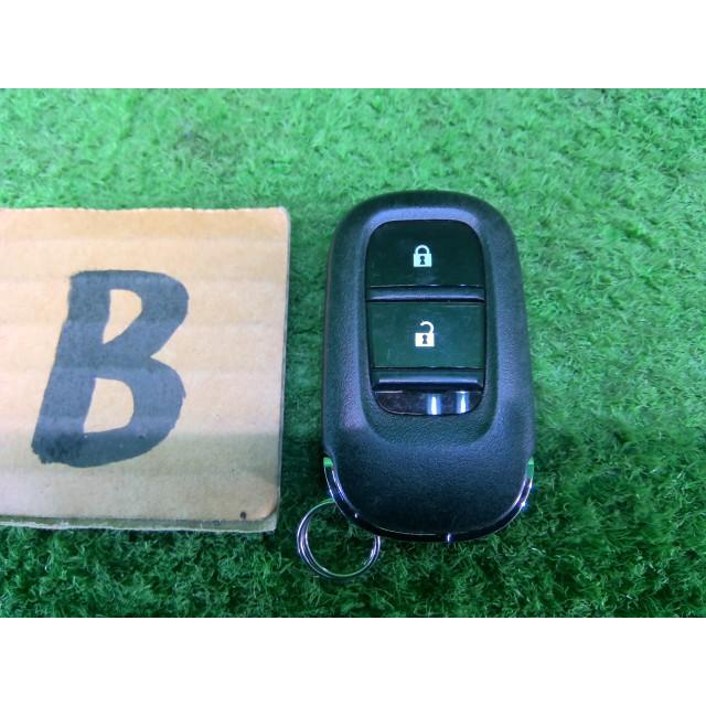 ヴェゼル 6AA-RV5 キーレスリモコン E:HEV X NH731P スマートキー 72147-3M0-J01 : ING.net - 通販 - Yahoo!ショッピング