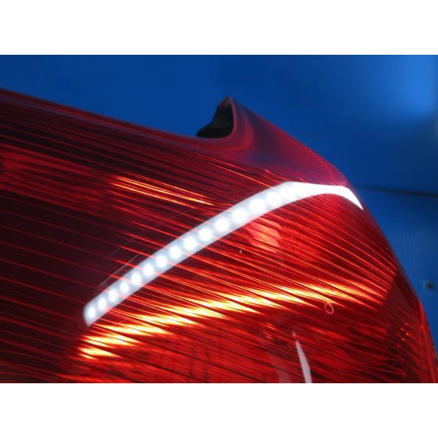 ノート DBA-E12 左 テールランプ テールライト D117 26555-3VA5A 173861 : 000213144215600 : IRパーツ ヤフーショッピング店 - 通販 ...