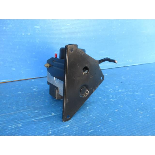 ジムニー 390577 1 GF-JB23W ABSアクチュエーター 133000-5130 56100-81A00 56100-81A0 ...