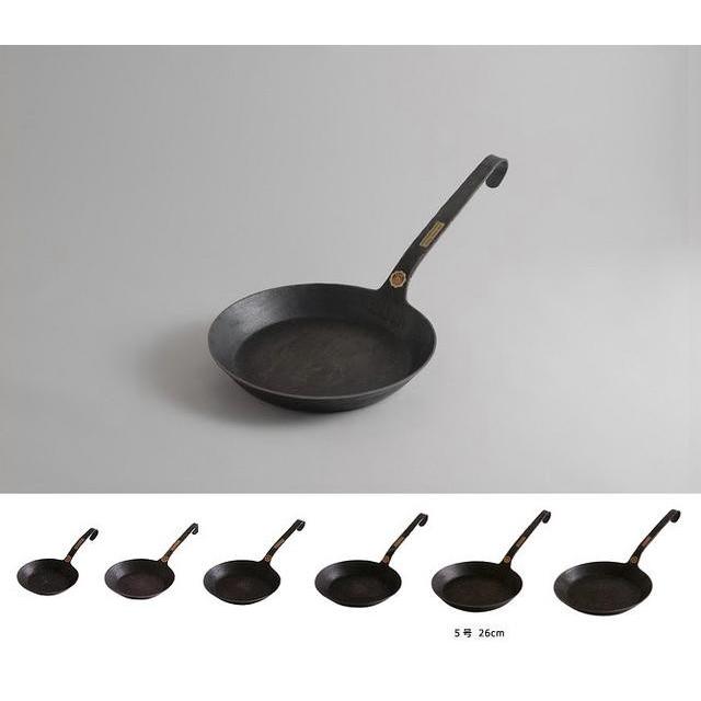 turk / Classic Frying Pan No.5 Φ26cmターク クラシック フライパン 5号 Φ26cmドイツ 鉄 一枚板 ...
