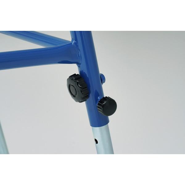 トーエイライト バドミントン・卓球兼用審判台 B4036 : telt-b4036 : イーヅカ - 通販 - Yahoo!ショッピング