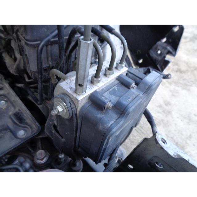 タント DBA-LA600S ABSアクチュエーター カスタムX SA KF-VE CVT S38 44050-B2840 : アイパーツ - 通販 - Yahoo!ショッピング