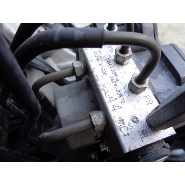 タント DBA-LA600S ABSアクチュエーター カスタムX SA KF-VE CVT S38 44050-B2840 : アイパーツ - 通販 - Yahoo!ショッピング