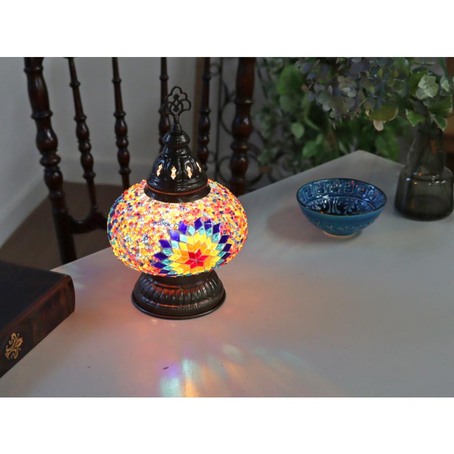 トルコランプ モザイクテーブルランプ 直径16cm 高さ27cm カラフル : lp500zm200 : インプレッションオブギャッベ - 通販 - Yahoo!ショッピング