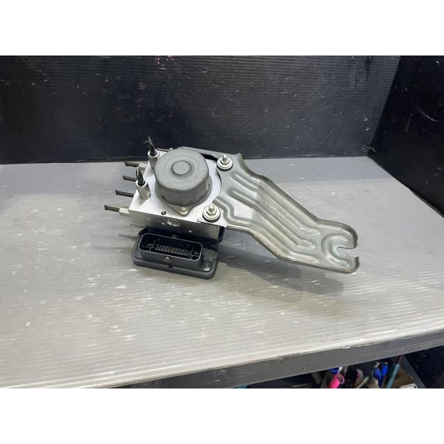 スペーシア DAA-MK53S ABSアクチュエーター カスタム ハイブリッドGS ZJ3 56130-79RA0 : 石川商店自動車中古パーツネット店 - 通販 - Yahoo!ショッピング