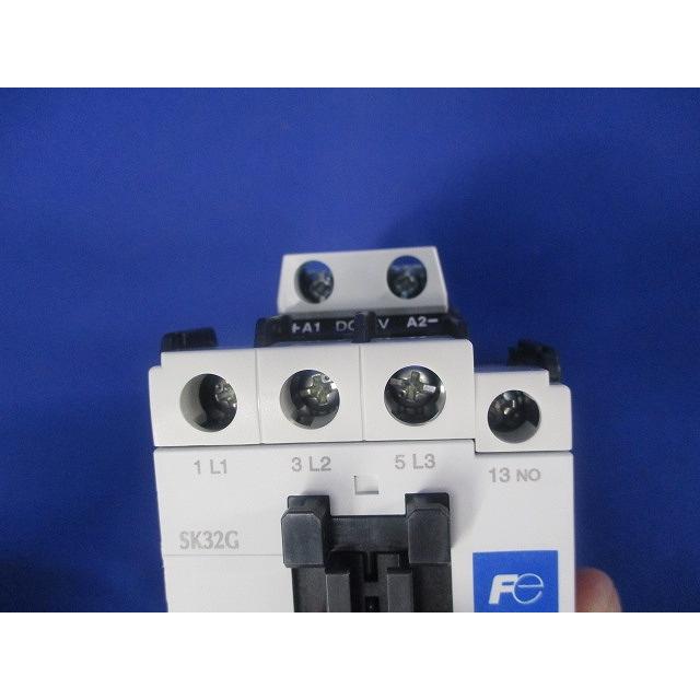 マグネットスイッチ 電磁接触器 直流操作形DC24V 補助接点1a SK32G-E10 : 電材センタ一成 - 通販 - Yahoo!ショッピング