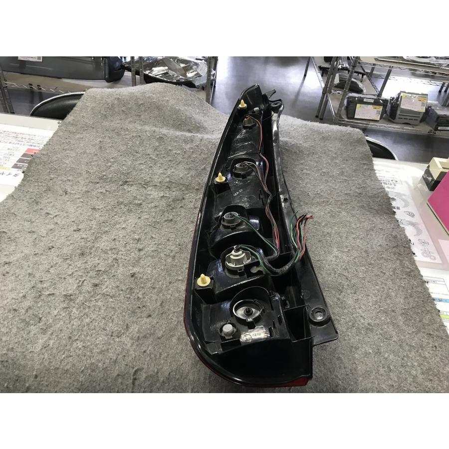 テールランプ右 GF-GH3 HR-V H11/08 a-3346 YS8 YM : a-3346 : Itami Web Store - 通販 - Yahoo!ショッピング