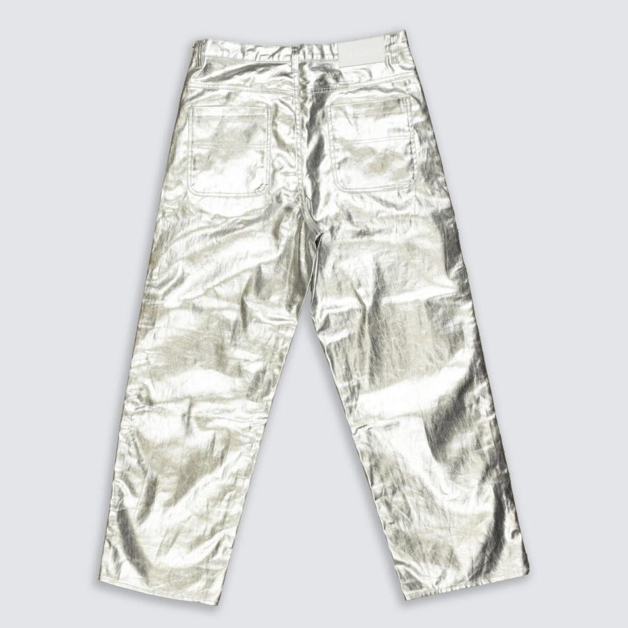 【PLEASURES/プレジャーズ】LATEX FORMULA BAGGY JEANS パンツ / SILVER : shopooo by GMO - 通販 - Yahoo!ショッピング