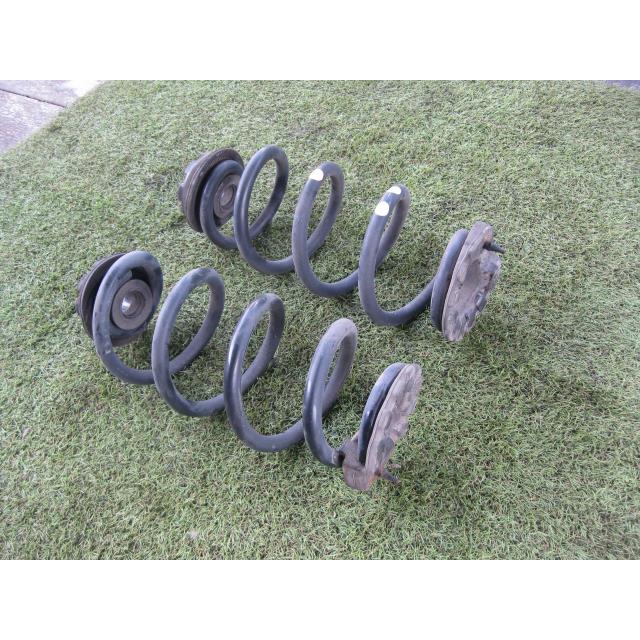 エクストレイル DBA-T32 リアスプリングセット 90988 :001636767951400:伊藤商会 ヤフー店 - 通販 ...