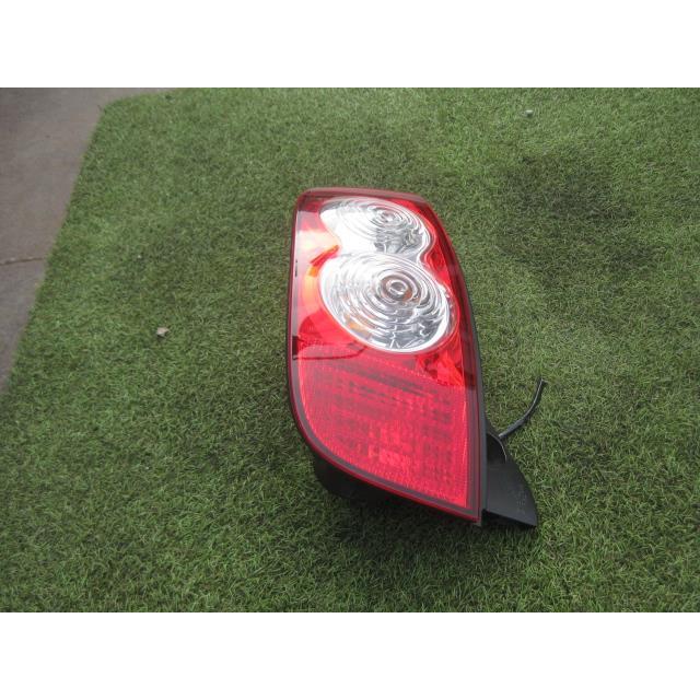 マーチ DBA-AK12 左テールランプ 97151 : 伊藤商会 ヤフー店 - 通販 - Yahoo!ショッピング