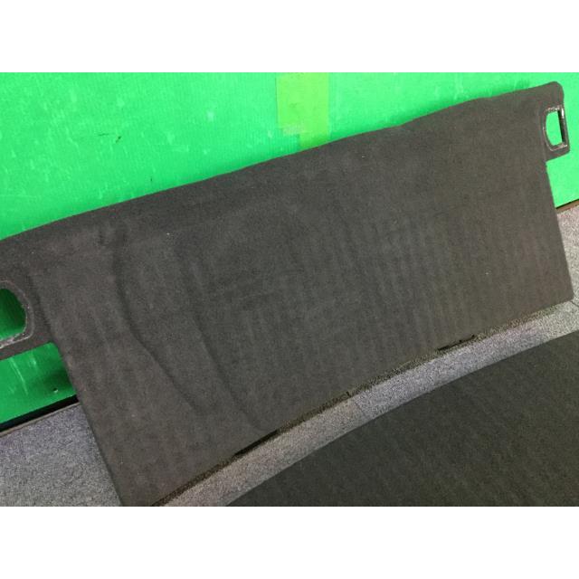 アウディ A4 DBA-8KCDN Rボード・トノカバー LX7P : 202007150171100 : 株式会社イワマワークス - 通販 - Yahoo!ショッピング