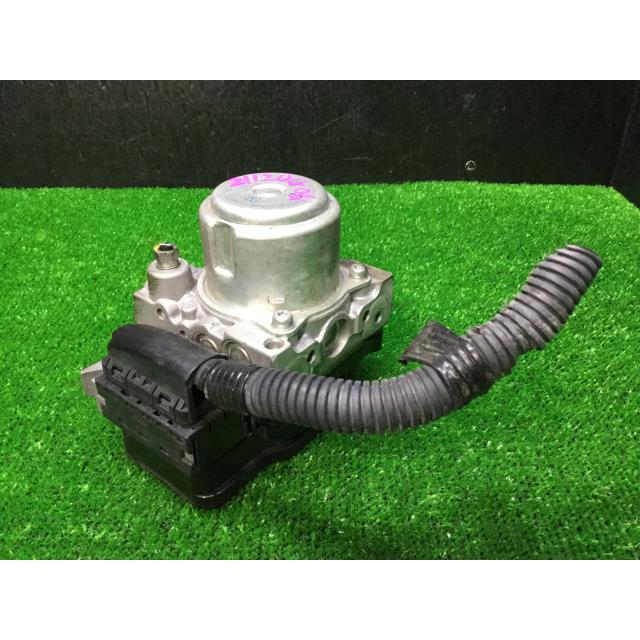 フィット DBA-GE6 ABSアクチュエーター NH731P 57110-TF0-P01 : 株式会社イワマワークス - 通販 - Yahoo!ショッピング