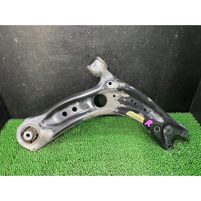 アウディ A3 ABA-8VCZPF 右Fロアアーム LS9R : 株式会社イワマワークス - 通販 - Yahoo!ショッピング