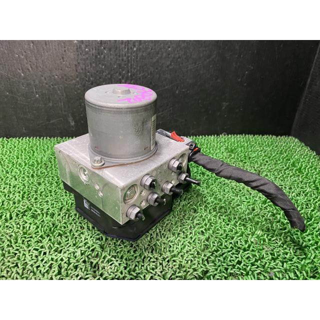 VW ティグアン DBA-5NCTH ABSアクチュエーター 2T/C9X 5N0614109BN : 株式会社イワマワークス - 通販 ...