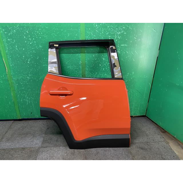 クライスラー・ジープ ジープ レネゲード 3BA-BU13 右RドアASSY 562 M5532 : 株式会社イワマワークス - 通販 - Yahoo!ショッピング