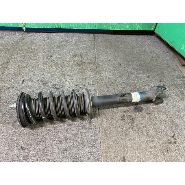 レクサス IS DBA-ASE30 左Fストラット 085 48520-53390 48520-80520 : 株式会社イワマワークス ...