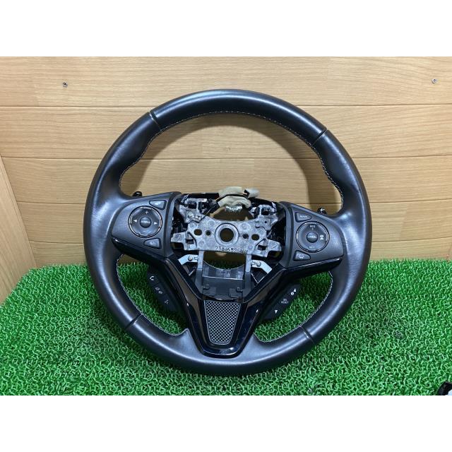 ヴェゼル DAA-RU3 ステアリングホイール B594P 78501-T7A-N00ZA : 株式会社イワマワークス - 通販 - Yahoo!ショッピング