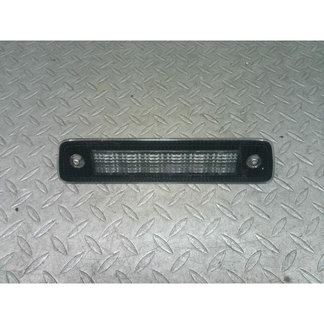 三菱（MITSUBISHI）※同梱不可※ミニキャブ U62V ハイマウントストップランプ 品番 8334A120 : IZM - 通販 ...