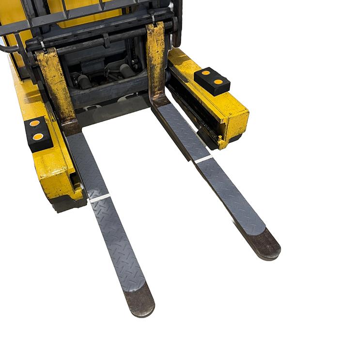 アラオ フォークマグマット長さ2m AR-1393 1組（2枚）フォークリフトの爪に設置し 滑り 割れ 積み荷の損傷を防止 マグシートで簡単に取り付けられます アラオ : 横濱ゼームス商会 ...