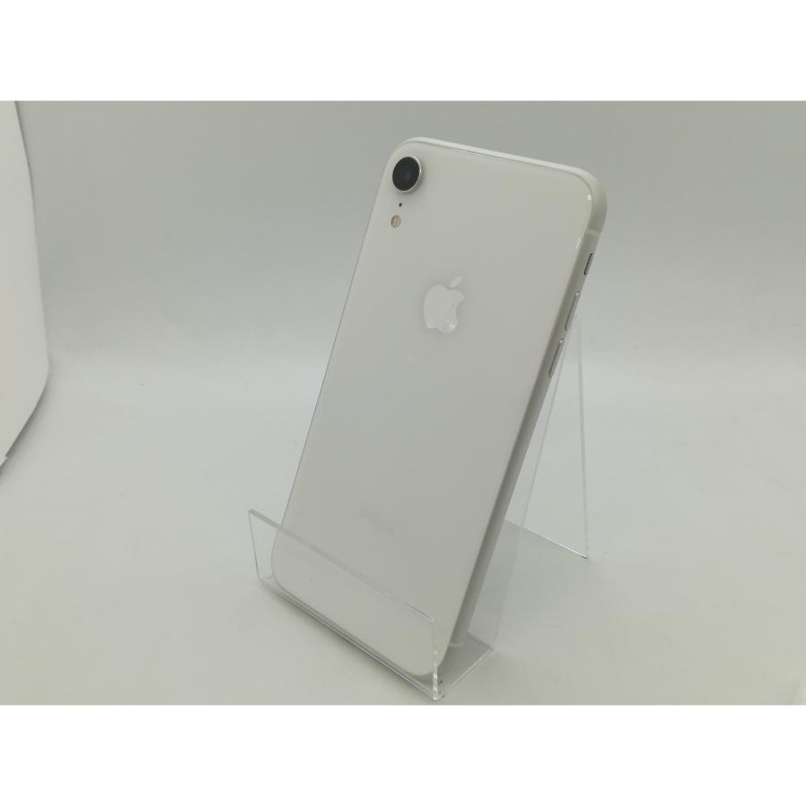 【中古】Apple docomo 【SIMロック解除済み】 iPhone XR 64GB ホワイト MT032J/A【OSU301】保証期間1 ...