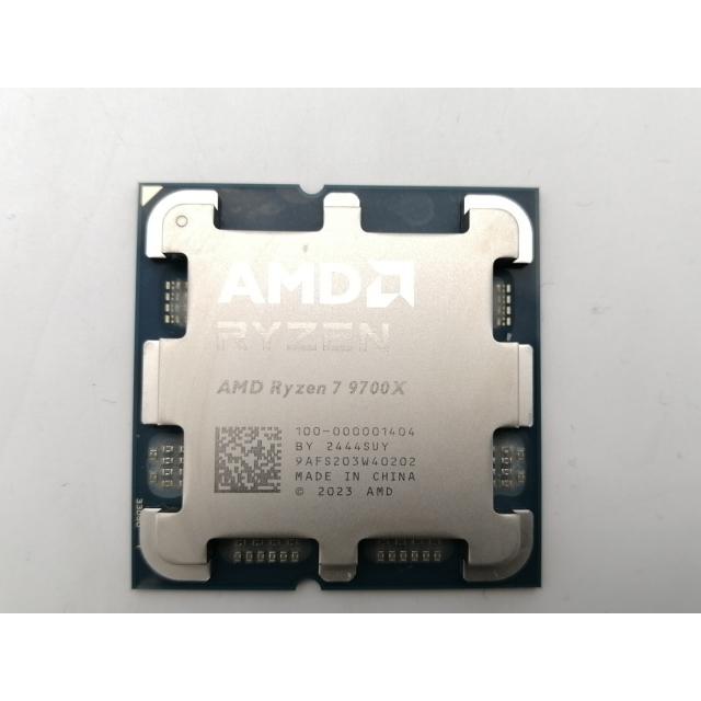 【中古】AMD Ryzen 7 9700X (3.8GHz/TC:5.5GHz) bulk AM5/8C/16T/L3 32MB/TDP65W ...