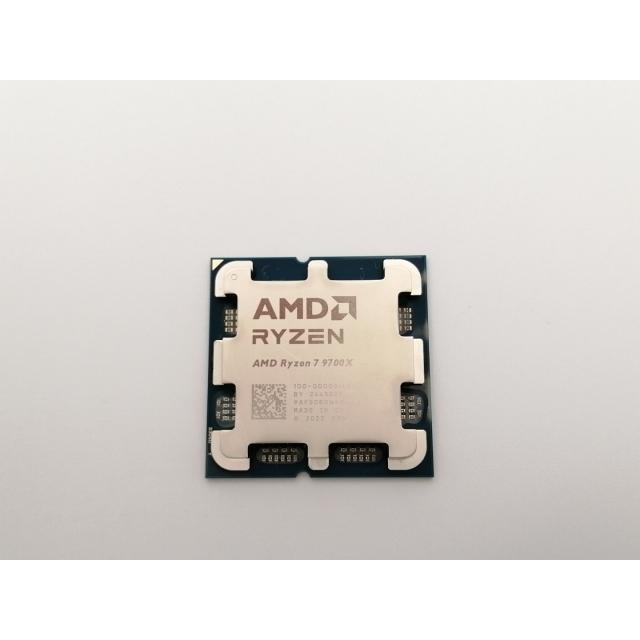 【中古】AMD Ryzen 7 9700X (3.8GHz/TC:5.5GHz) bulk AM5/8C/16T/L3 32MB/Radeon ...