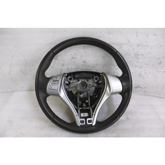 33379 H27年 HT32 T32 前期 エクストレイル 20X HV レザー ステアリング スイッチ 付 トリムG F-2 : bl-35071-104255506 : 山正ストア ...