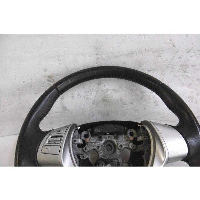 33379 H27年 HT32 T32 前期 エクストレイル 20X HV レザー ステアリング スイッチ 付 トリムG F-2 : bl-35071-104255506 : 山正ストア ...