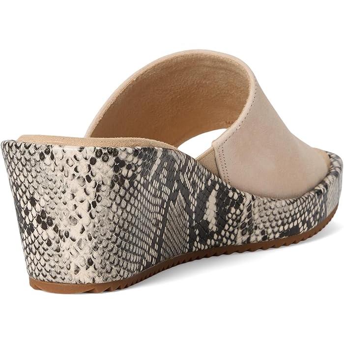 取寄) ヴァネリ レディース カラ Vaneli women Calla Nude Suede