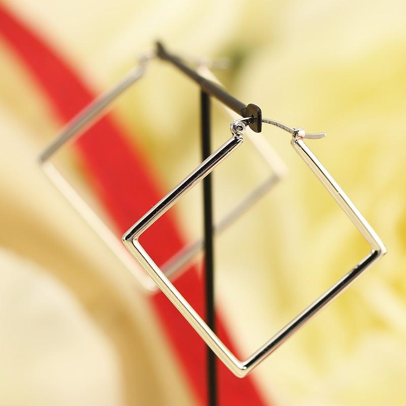 Jeweluce K18 フープ ピアス スクエアデザイン M サイズ 両耳 ゴールド 地金 正方形 四角 18金 18k レディース クロッシングタイプ pierce シンプル 記念日 ...