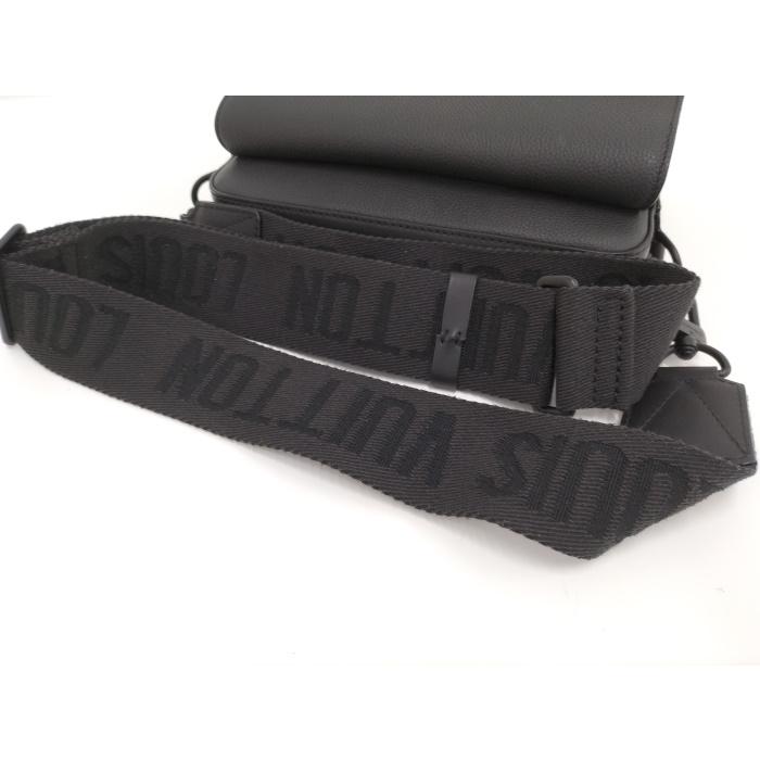 LOUIS VUITTON 【中古】LOUIS アエログラム ファストライン LOUIS VUITTON 【中古】LOUIS アエログラム ファストライン