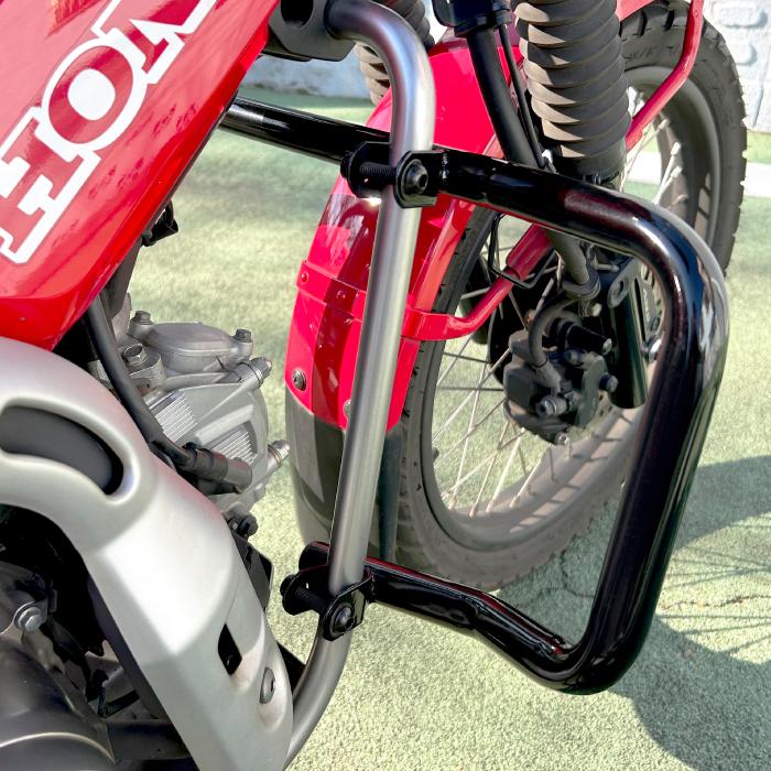 R-SPACE エンジンガード ブラック ホンダ CT125 JA55用 ハンターカブ HONDA アールスペース ENGINE GUARD ...