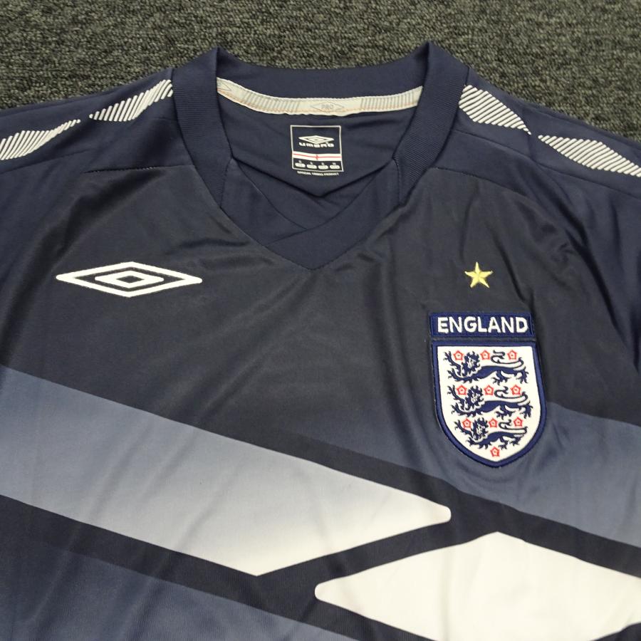 umbro [在庫処分価格!!] イングランド代表ゲームシャツ (S) NVY : ジョーヅカスポーツ - 通販 - Yahoo!ショッピング