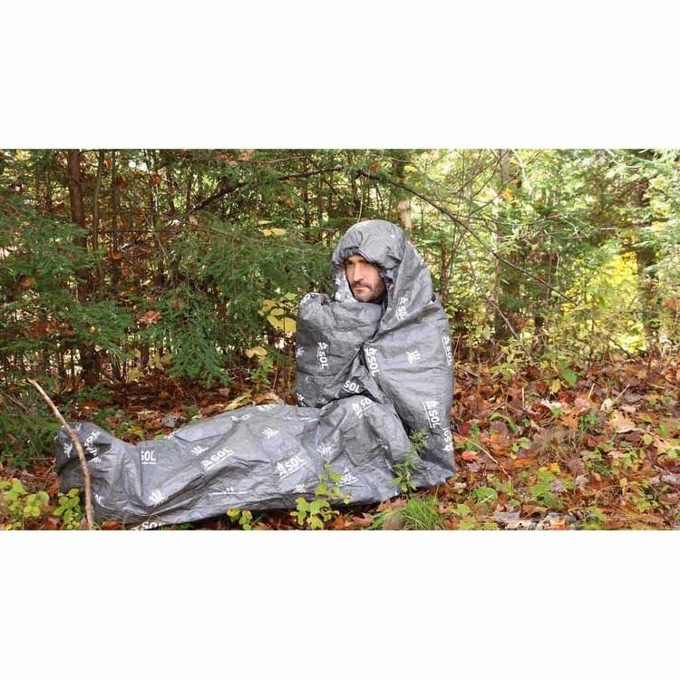 ヴィヴィ ビビィ 二人用 寝袋 透湿 保温 防災 エスケープヴィヴィ　XL 14020 ヴィヴィ ビビィ 二人用 寝袋 透湿 保温 防災 送料無料 ヴィヴィ ビビィ 二人用 寝袋 透湿 保温 防災 エスケープヴィヴィ XL