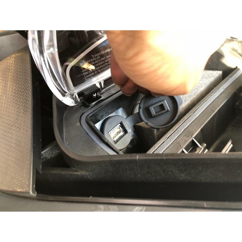 純正 SEA-DOO USB SEALED ボンバルディア SEADOO Bombardier ＃295100710 :295100710 ...