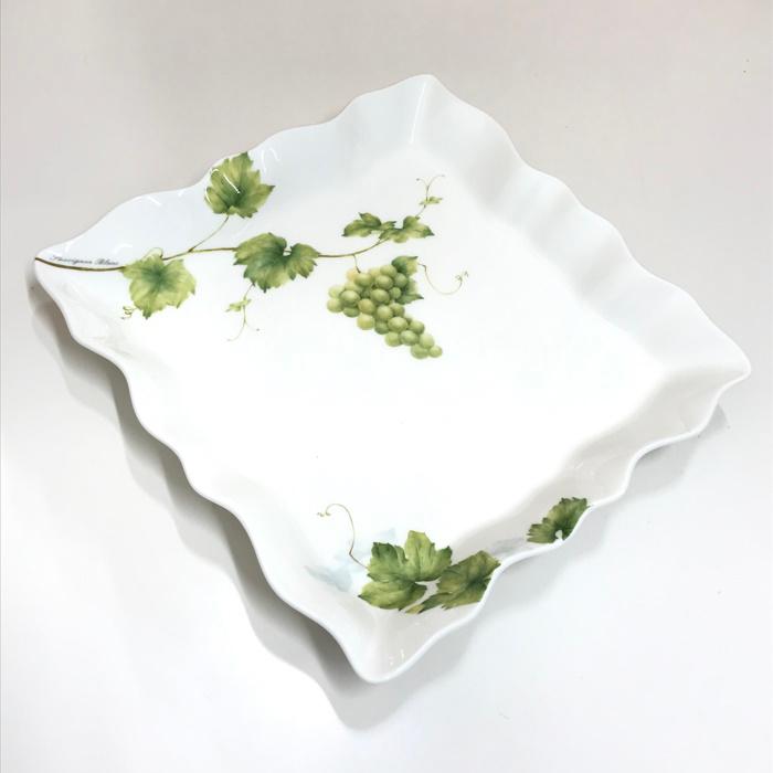 【中古】NARUMI スクエア フレアプレート 葡萄 ブドウ柄 [jgg] : ジャングルジャングル - 通販 - Yahoo!ショッピング