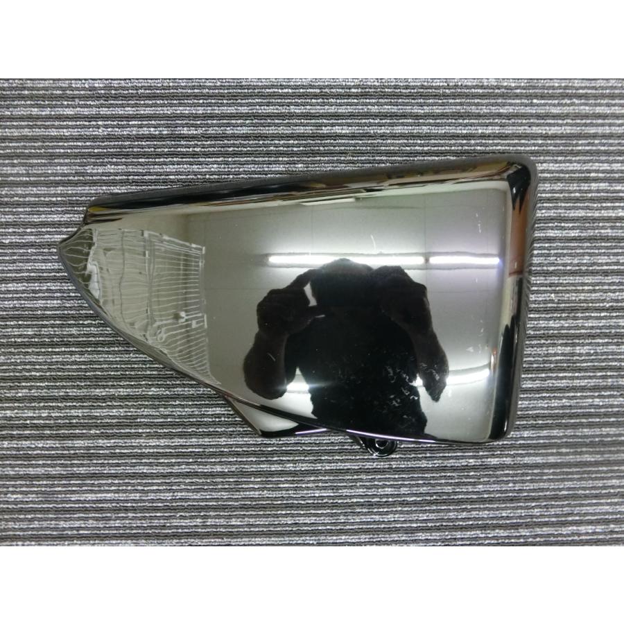 スズキ 未使用 純正部品 SUZUKI GS400 カバー フレーム RH 47111-44001-019 小傷有 管理No.40948 ...