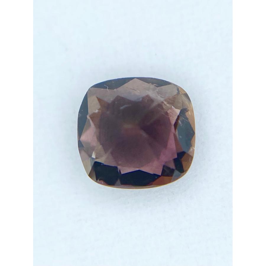 アキシナイト 0.68ct ルース : SecretBase河原宝飾 - 通販 - Yahoo!ショッピング