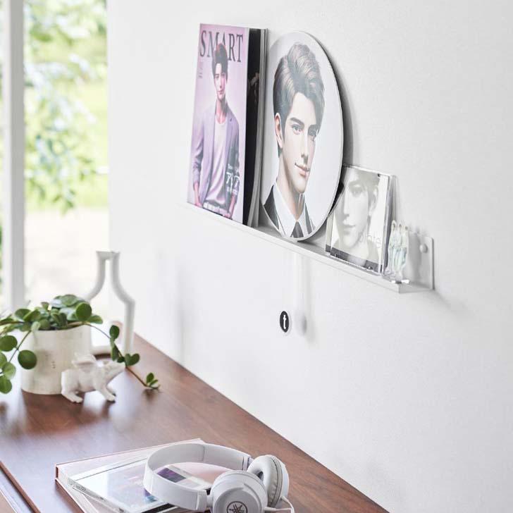 tower ★ 山崎実業 ウォール推し活ラック タワー 石こうボード壁対応 ホワイト 3744 / ブラック 3745 ウォールラック ディスプレイラック うちわ 雑誌 グッズ : 暮らしの杜 ...