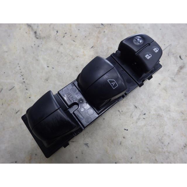 【KBT】エクストレイル DAA-HNT32 パワーウインドウスイッチ K23 25401-4BA1A J : 230419000161900 ...