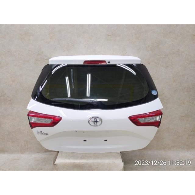 ヴィッツ 【KBT】ヴィッツ DBA-KSP130 バックドア 040 67005-52F80 【インボイス対応店】 : 久保田オートパーツYahoo!店 - 通販 - Yahoo!ショッピング